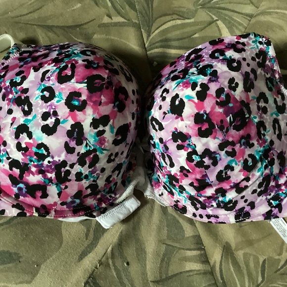 torrid | Intimates & Sleepwear | Torrid Curve Bra 4 Dd | Poshmark